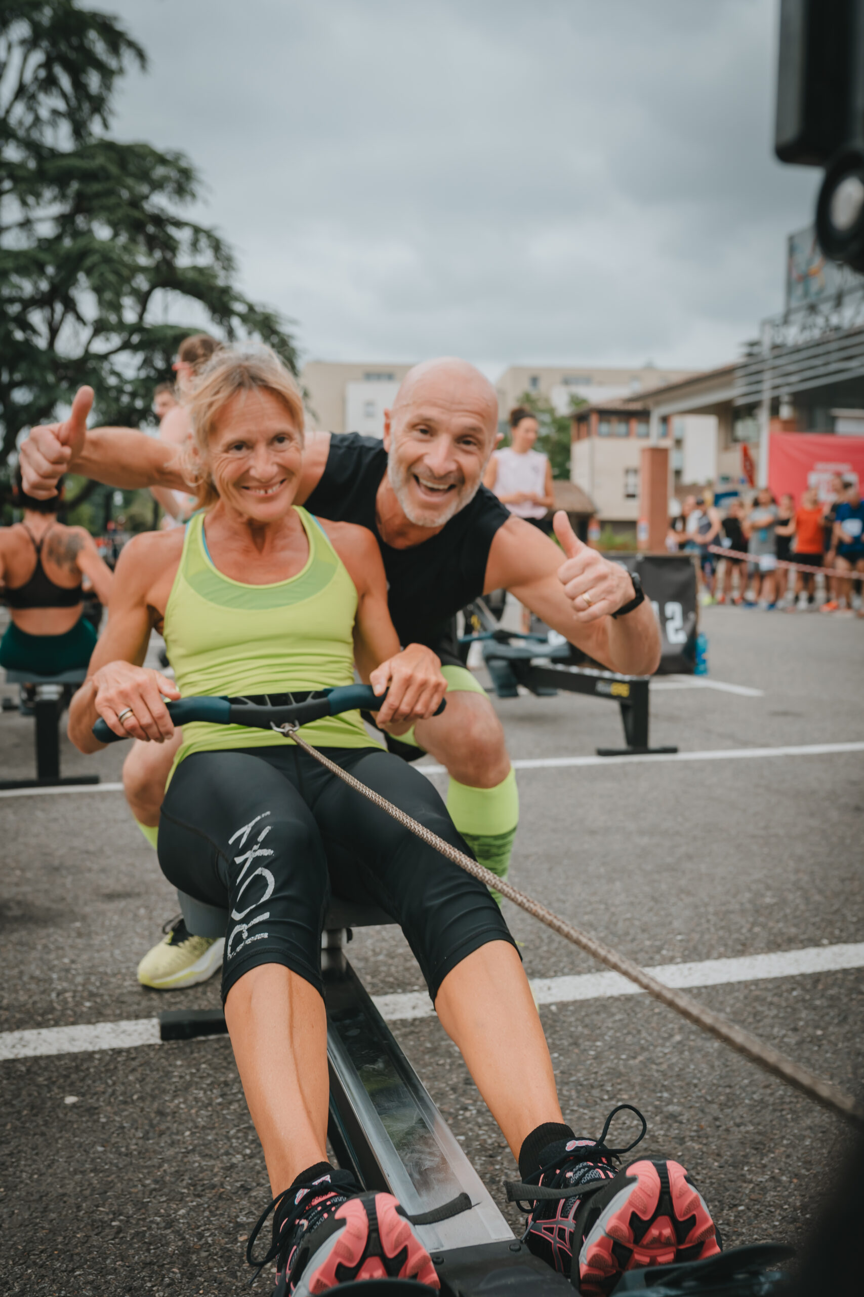 Hyrox en duo ou relais homme : fonctionnement, conseils et stratégie ...